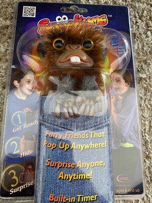 WMC SNEEKUMS PET PRANKSTERS/POP UP ANYWHERE BUILT IN TIMER SCARE PRANK ...