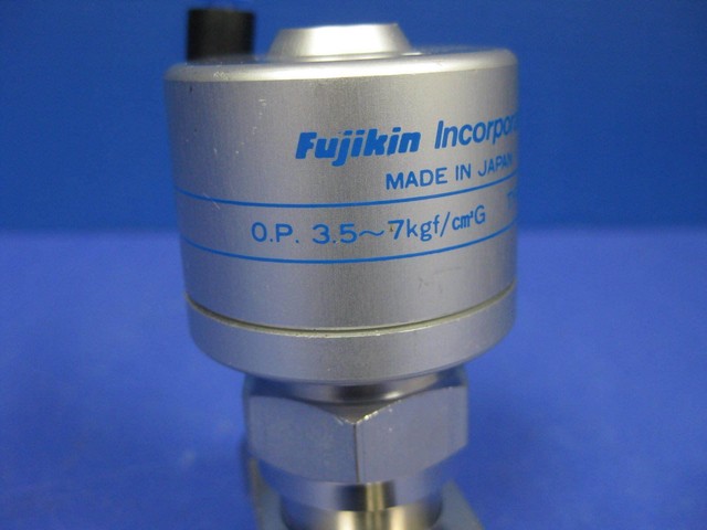 Fujikin Manual Valve ASSY With Millipore Filter FJFG02PRU for sale ...