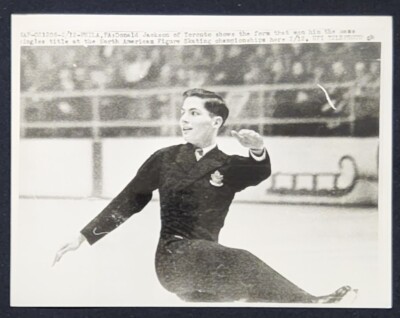 Donald Jackson Wins Men's Singles Figure Skating Championshipl Press ...