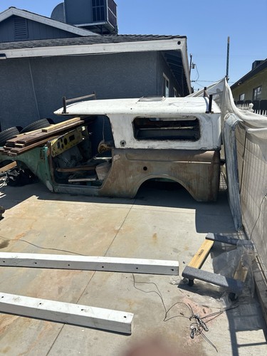 66-67 INTERNATIONAL SCOUT 800 SPORTOP REAR SPLIT BUMPER FILLER PANELS ...