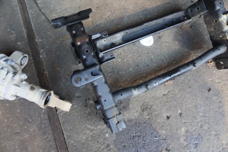 2012-2018 Jeep Wrangler JK OEM Front Frame Cut 68264158AB 68050420AD ...