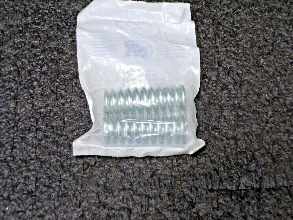 WB JONES #49 COMPRESSION SPRING, 135 WIRE DIA., 7/8 OD X 2-1/2 LONG ...