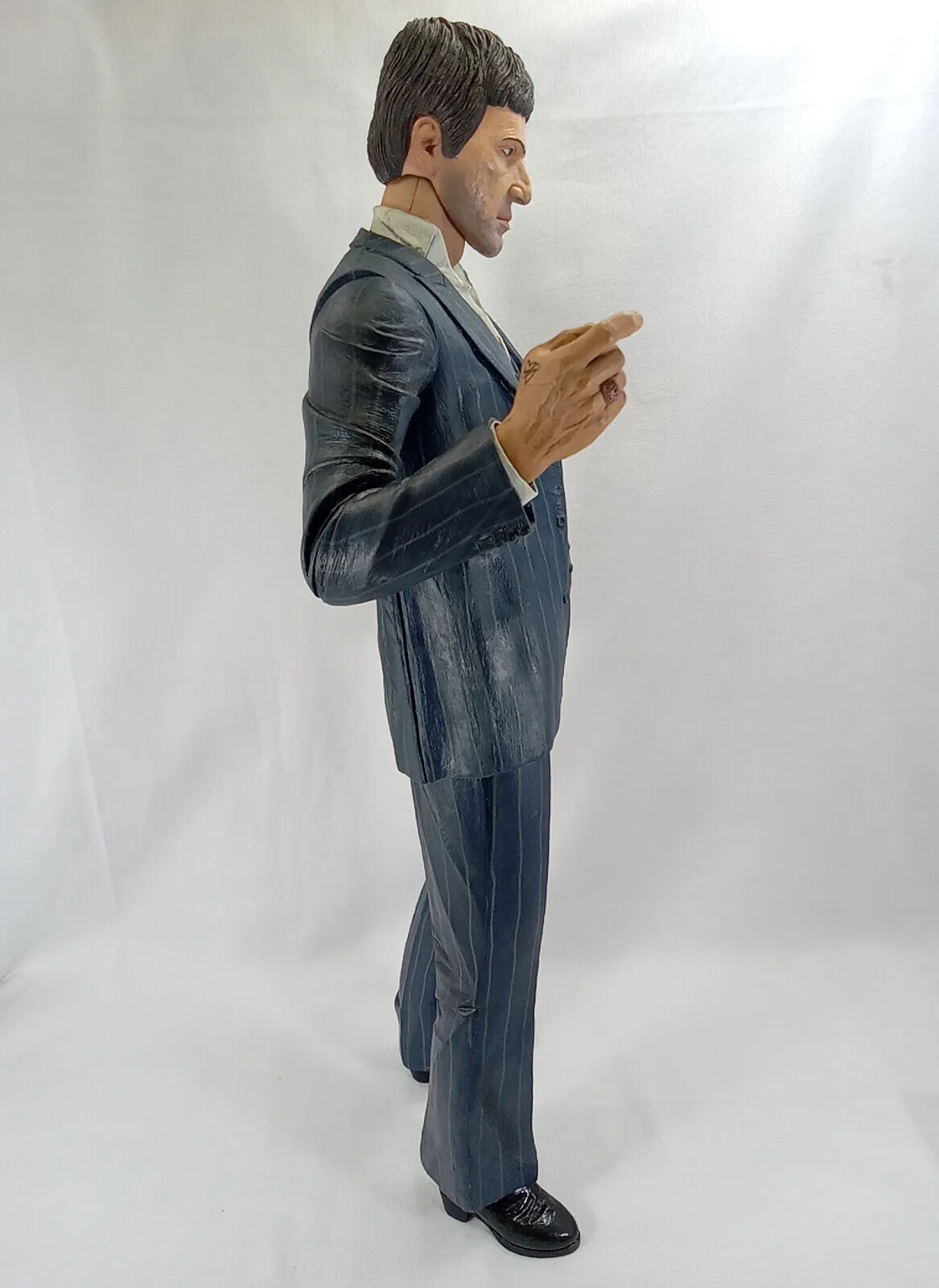 NECA Scarface TONY MONTANA 1/4 Scale 18" Talking Action Figure Blue ...