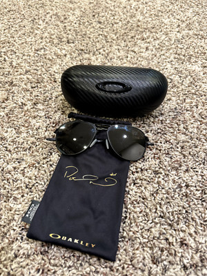 Oakley Contrail Patrick Mahomes II Sunglass Satin Black Frame / Prizm ...