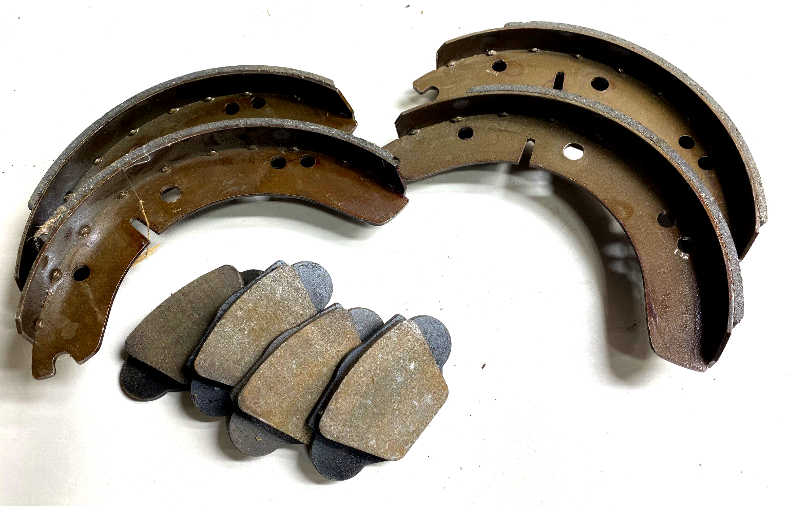MGA 1962 Full Brake Set Front Pads & Rear Shoe take off new | eBay