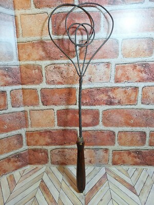 Primitives - Rug Carpet Beater