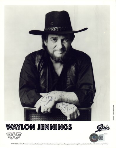 Waylon Jennings Signed Autograph 8x10 Photo Country Music Outlaw ...
