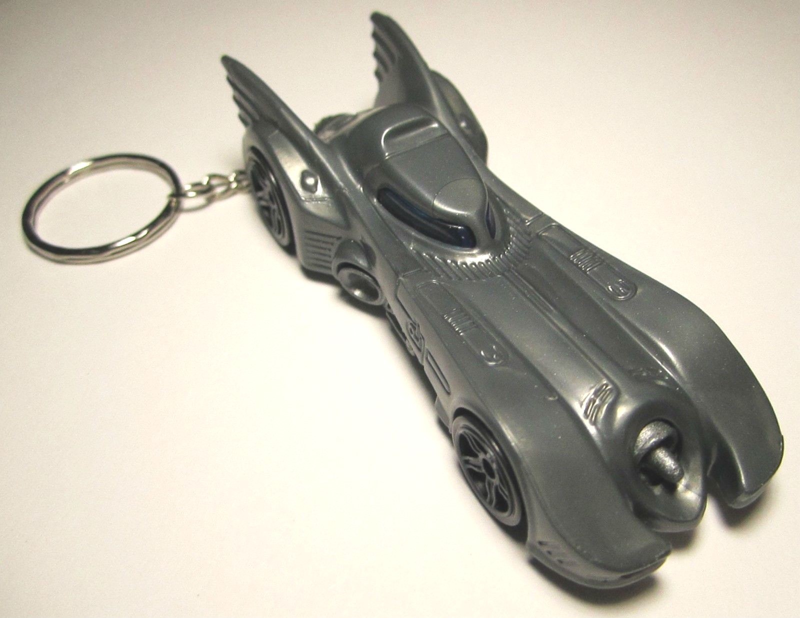 2017 Hot Wheels Batman Returns Gray Batmobile Custom Key Chain Ring | eBay