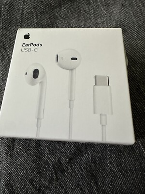 Apple EarPods with USB-C Connector A3046 - White MTJY3AM/A | eBay