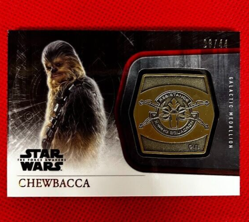 Topps 2015 Star Wars The Force Awakens Gold Medallion M-10 Chewbacca 28 ...