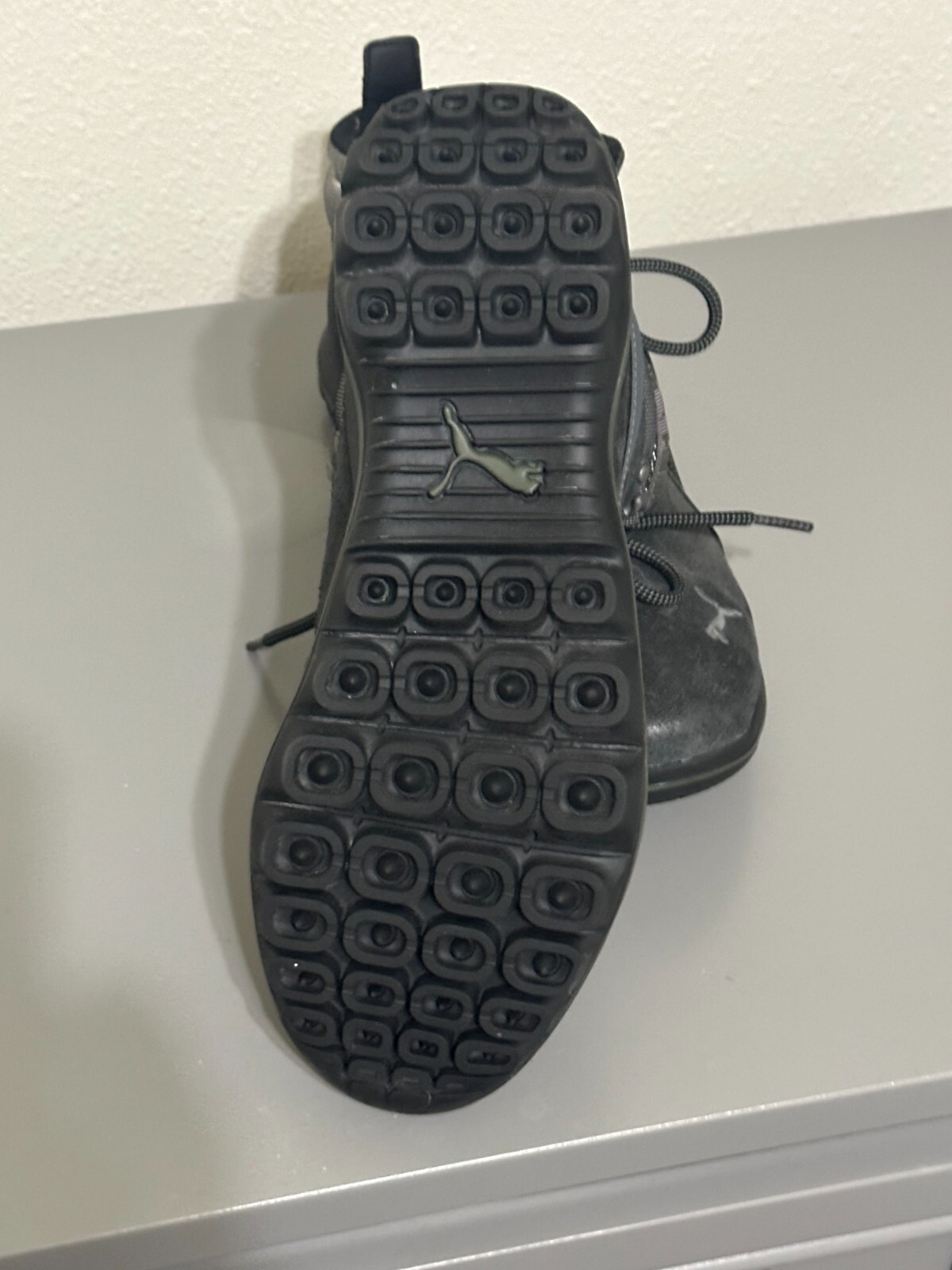 Mens Size 10.5 - Puma Storm Cell Boots - Gem