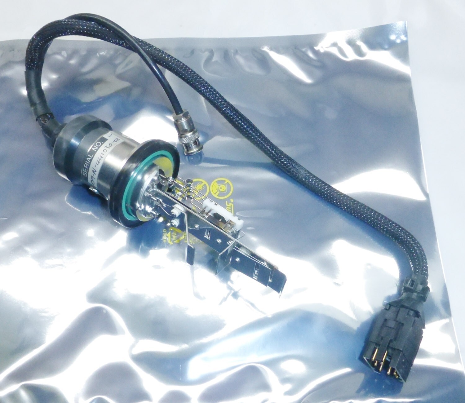 Edwards Spectron 300E Helium Leak Detector Mass Spectrometer Ion Source ...