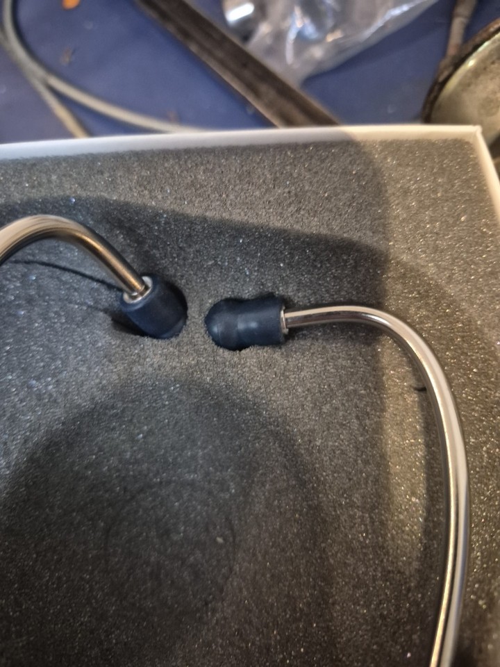 Welch Allyn Stethoscope professional NEW 5079-137 Tycos unused boxed ...
