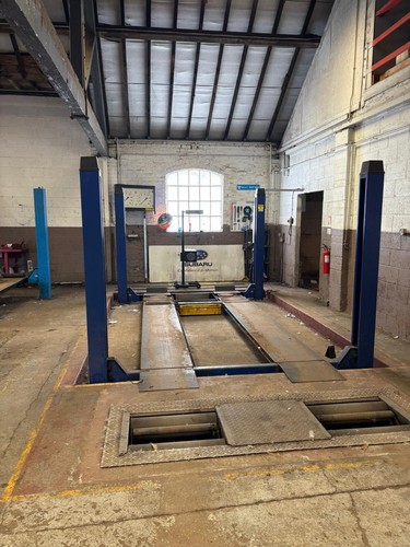 Complete MOT Bay with Headlight Tester Rolling Road and Crypton 800 ...