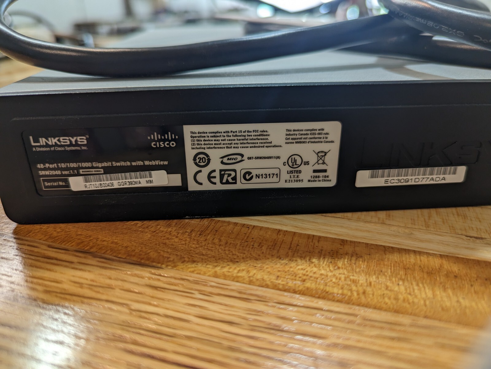 Cisco Small Business Managed (SRW2048) 48-Ports Rack-Mountable Ethernet ...