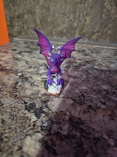 Skylanders Giants Cynder Series 2 Figure Character 85000888 | eBay