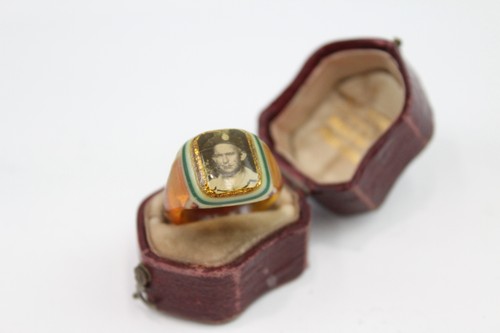 Antique Resin Prisoner Of War Ring Portrait Boxed | eBay UK