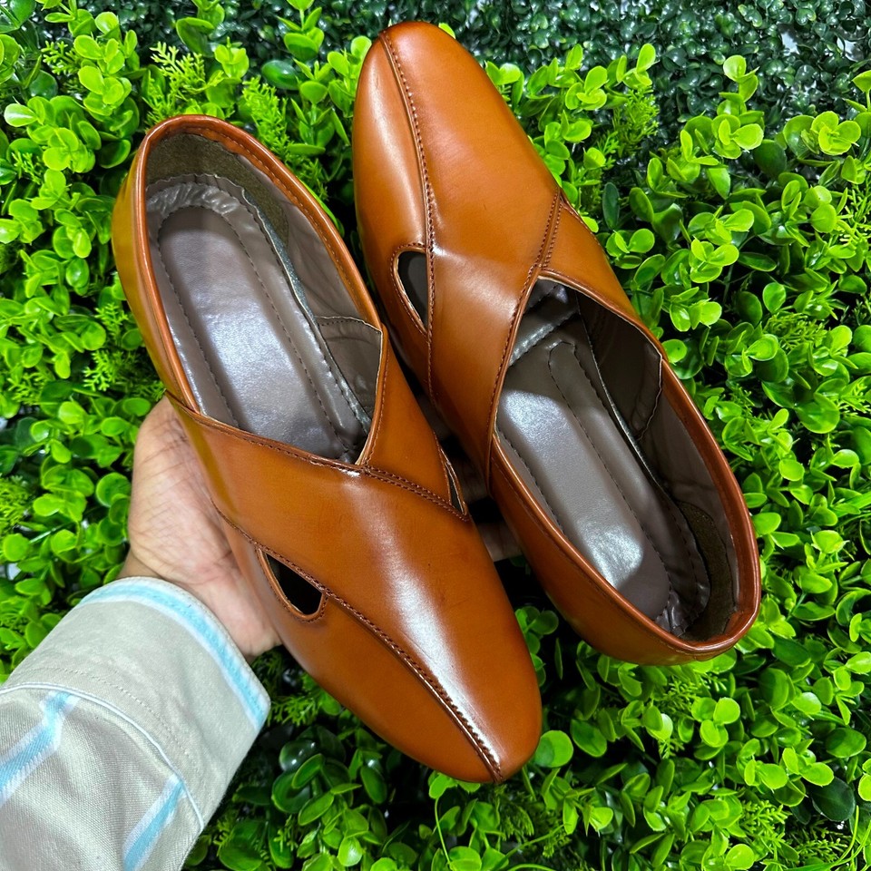 Traditional Mojari Loafers Men's Sherwani Kurta Pajama Wedding Wear ...