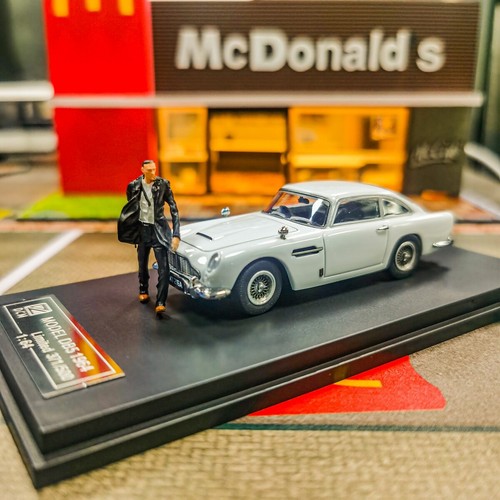 DCM 1/64 Scale Aston Martin DB5 1964 White Diecast Car Model Collection ...