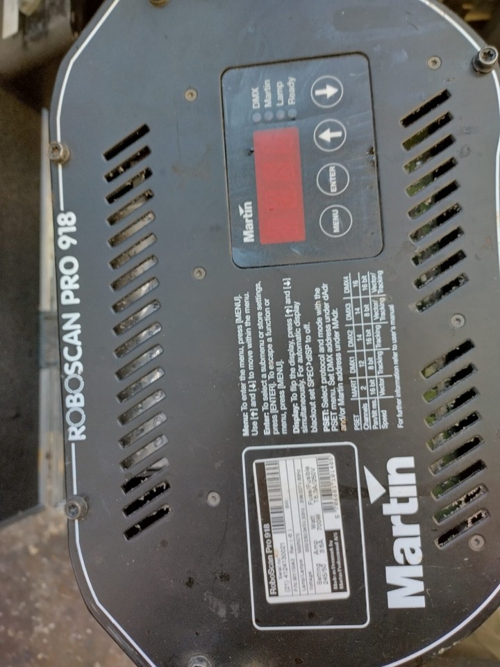 Pair Of Martin Roboscan Pro 918 Scanner Lights 575w Discharge DMX Late ...