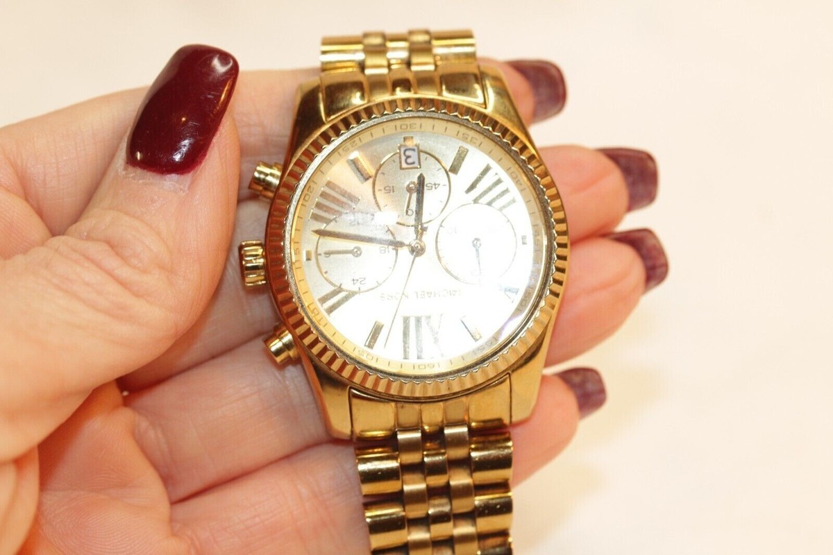 Michael Kors MK5556 38 mm Gold Stainless Steel Case Gold Michael Kors MK5556 38 mm Gold Stainless Steel Case Gold