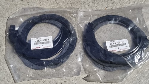 Axle Overhaul Oil Seal Kit FOR Toyota Landcruiser Front 43204-60032 ...