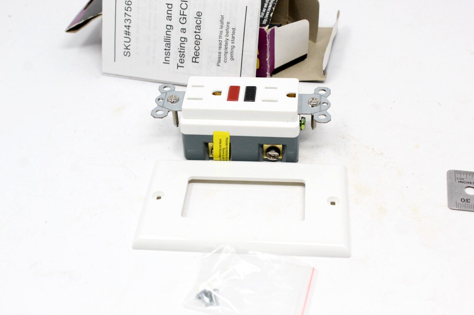 CFCI 43756 White Thermoplastic Wall Outlet 15A-125V E231858 UL | eBay