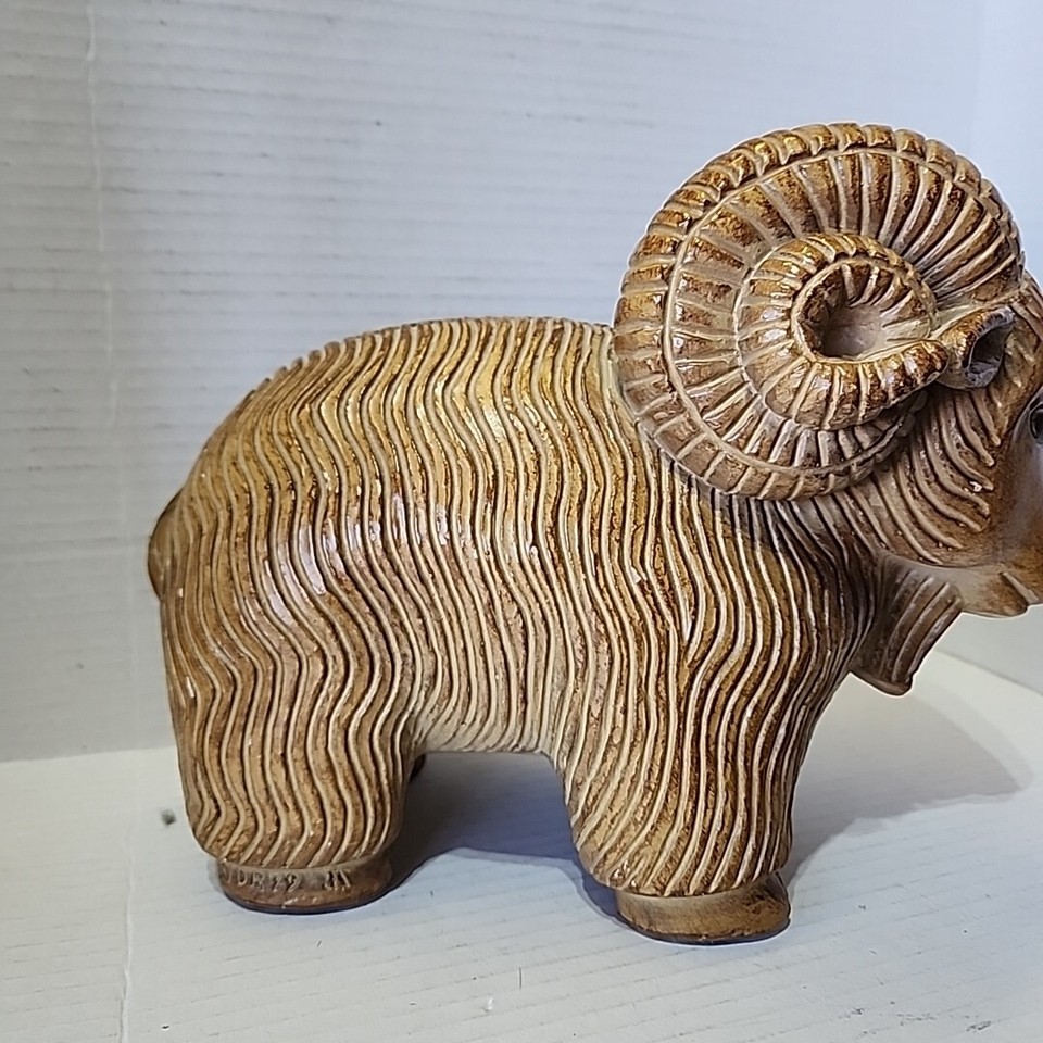1969 - LLOYD BRYAN STUDIO Ram Sculpture - Medium Brown, 11x8in - Heavy DR79 | eBay