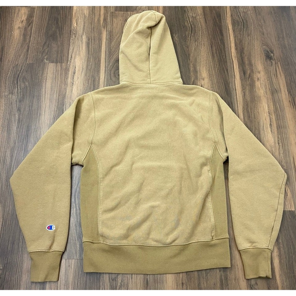 Men Champion Reverse Weave spell-out graphic stitched logo pullover ...