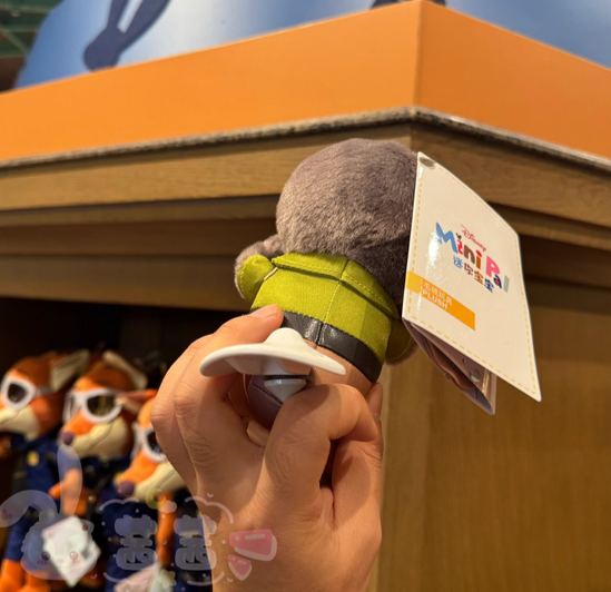 2024 Authentic Shanghai Disney Parks Zootopia Sloth shoulder Mini pal ...