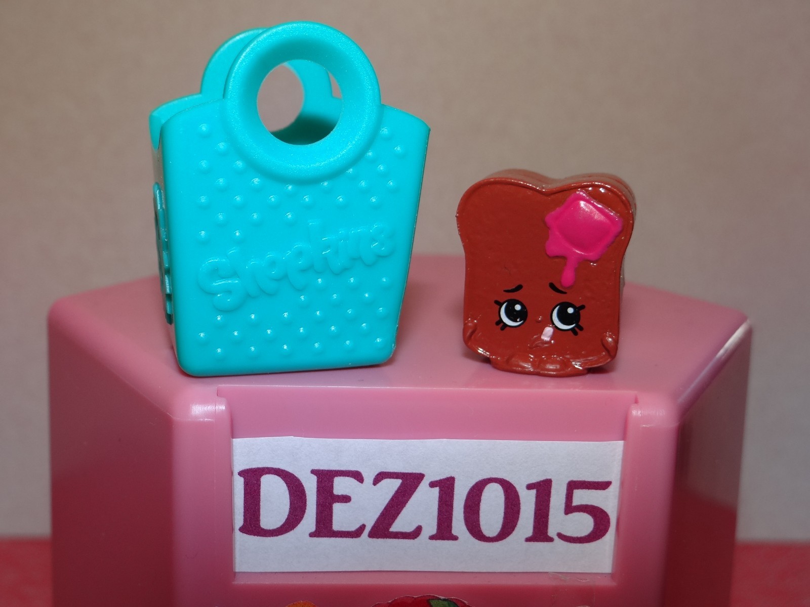 ~TOASTIE BREAD~SHOPKINS Season 3~Pic of Item U Receive~NEW~Variation~3 ...