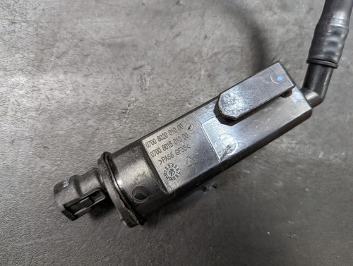 Tubo de manguera respirador del tanque de combustible con resonador BMW ...