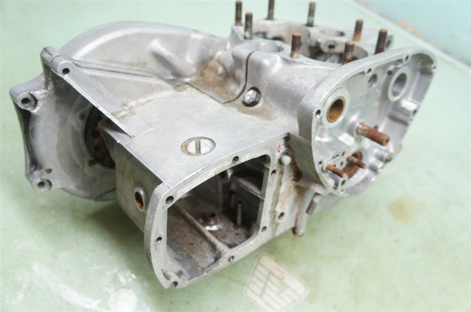 1965 Triumph TR6R Trophy TR6 650cc T120 T120R Bonneville ENGINE CASES ...