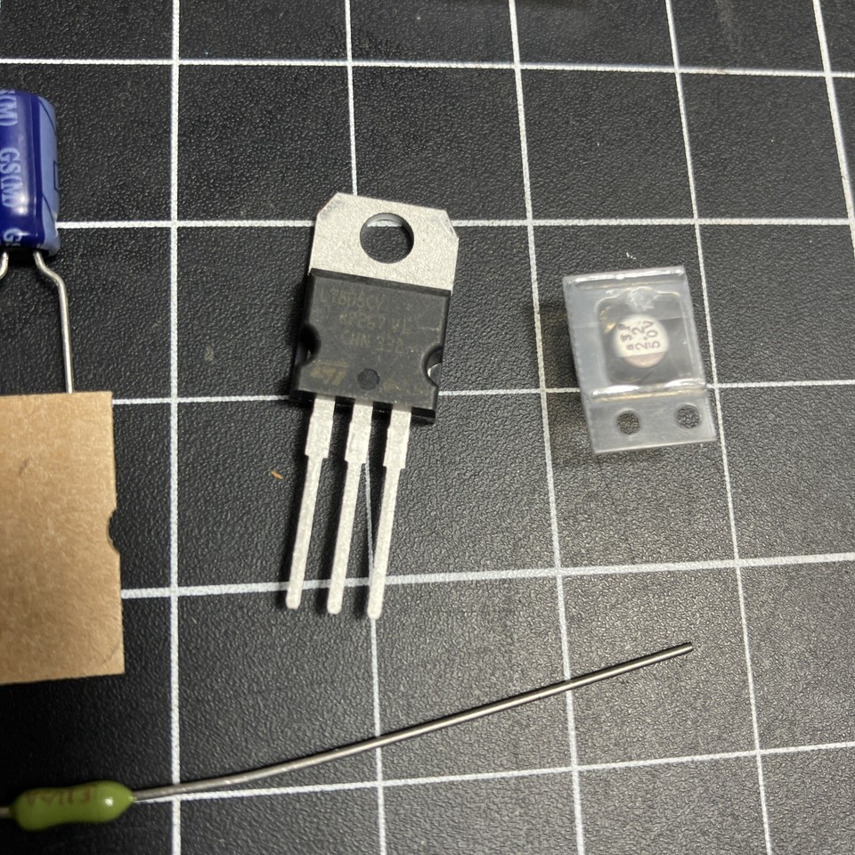 SNES Complete Rebuild Kit Capacitors Pico Fuse Voltage Regulator Super ...