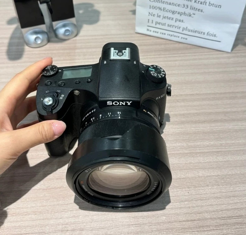 SONY Cyber Shot RX10III RX10M3 20.1MP 24-600mm Lens Black | eBay