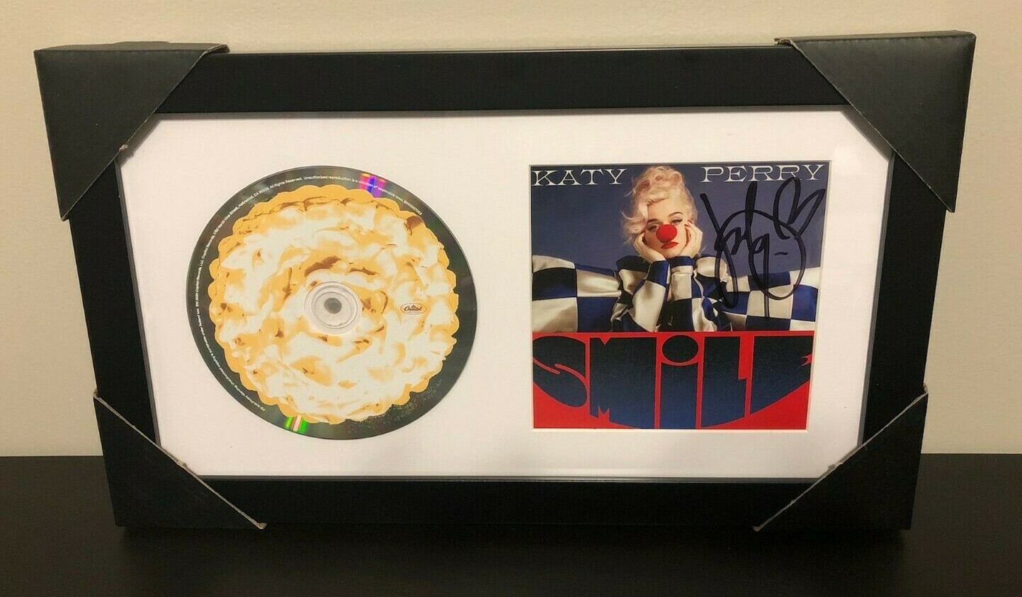 Katy Perry SIGNED CD Smile Booklet FRAMED with CD Autograph auto ...