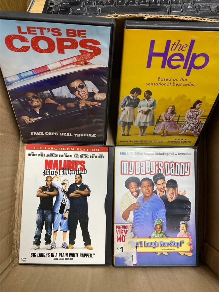 Lets Be Cops Dvd Cover