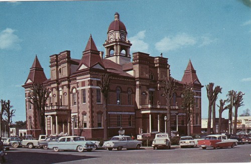 Gibson County Court House Trenton Tennessee - Old Cars Postcard ...