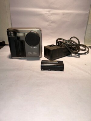 Sony Mavica MVC-FD7 10X Digital 3.5 Floppy Disk Camera w/ Charger | eBay