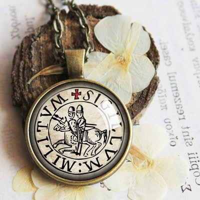 Knights Templar Seal Necklace, Sigil Pendant, Crusades of Holy Westian ...