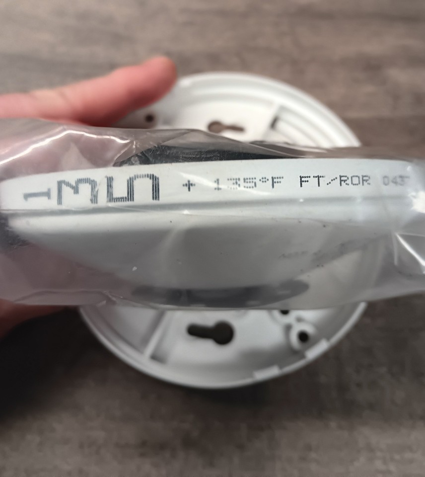 Edwards 283B-PL 135 Degree Heat Detector Fixed/Rate Of Rise | eBay