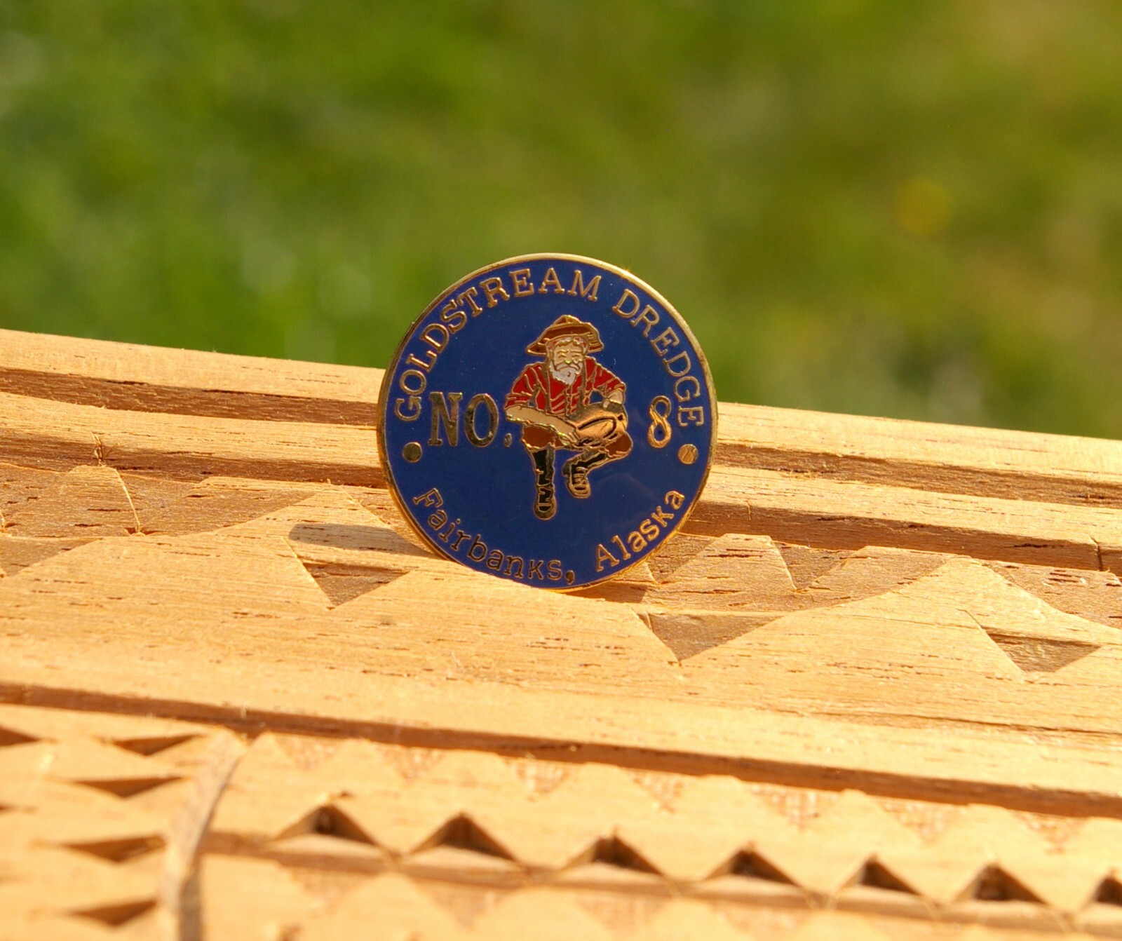 Goldstream Dredge No. 8 Fairbanks Alaska 1" Gold Tone Metal & Enamel ...