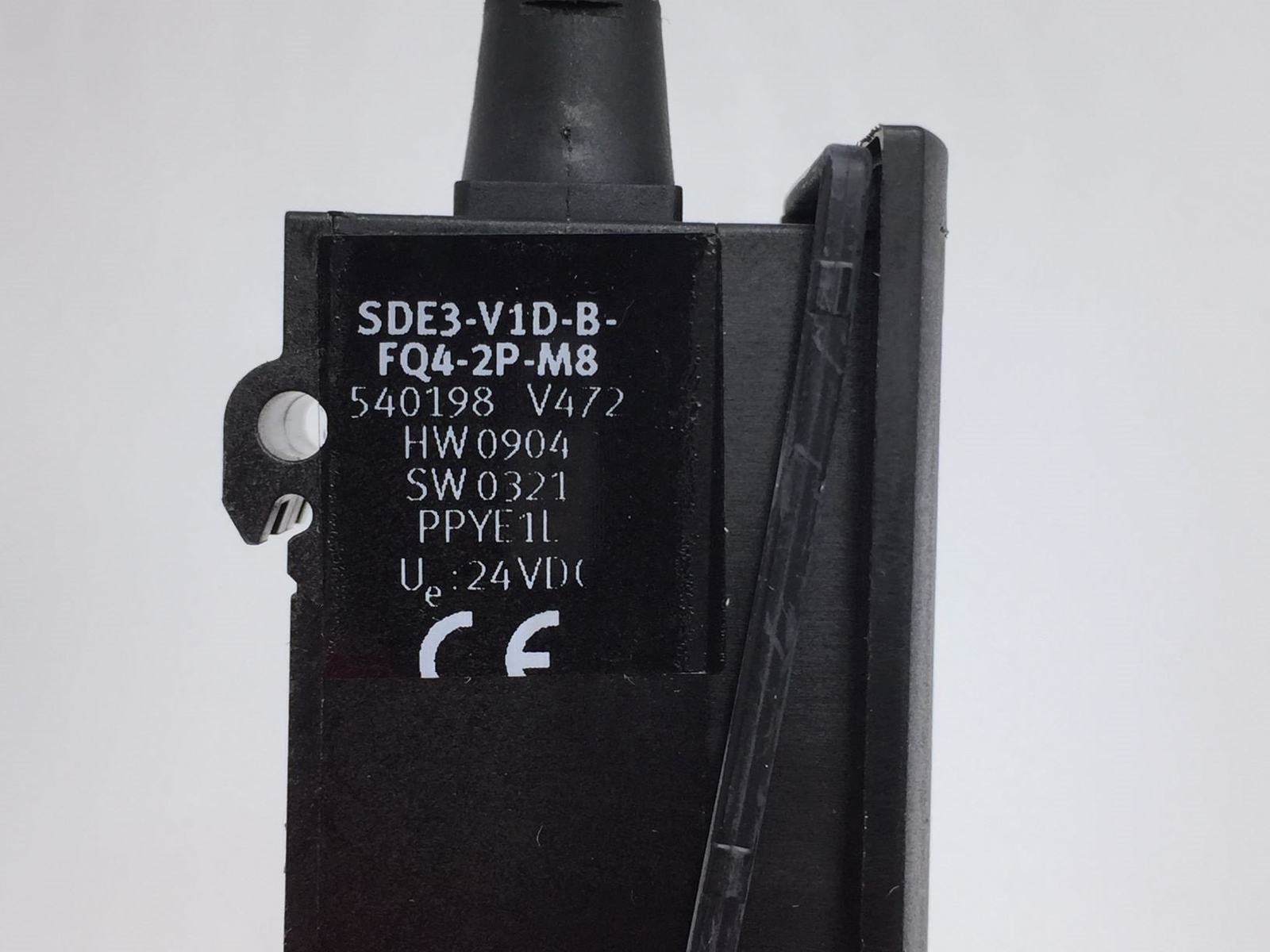 FESTO SDE3-V1D-B-FQ4-2P-M8 PRESSURE/VACUUM SENSOR 24VDC PN# 540198 for ...