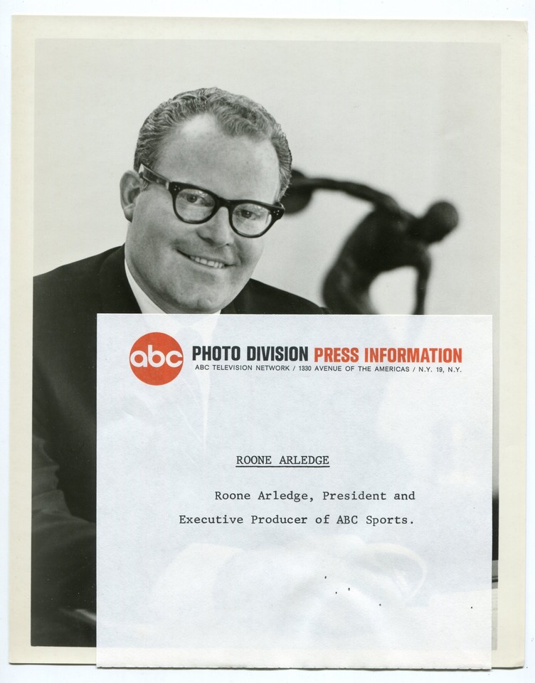 Roone Arledge-ABC Sports-7x9-B&W-Still-TV-VG | eBay