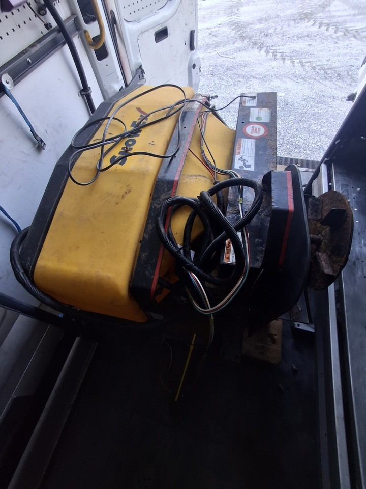 Snow Ex Bulk Pro 1875 Gritter. Spreader. Gritting Machine. Fit On Tow ...