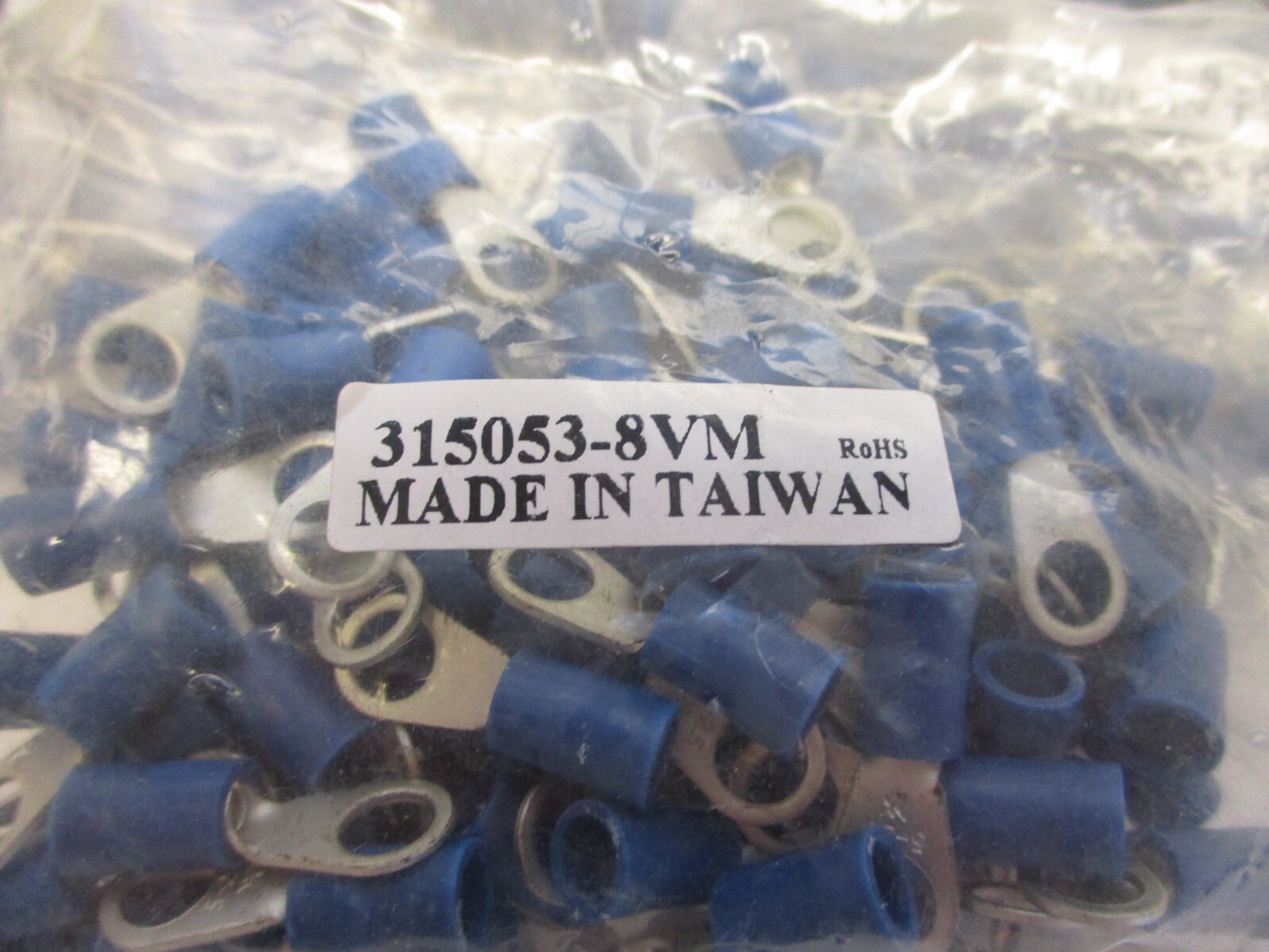 YCI INSULATED BLUE RING TERMINAL P/N: 315053VM LOT OF 300 | eBay