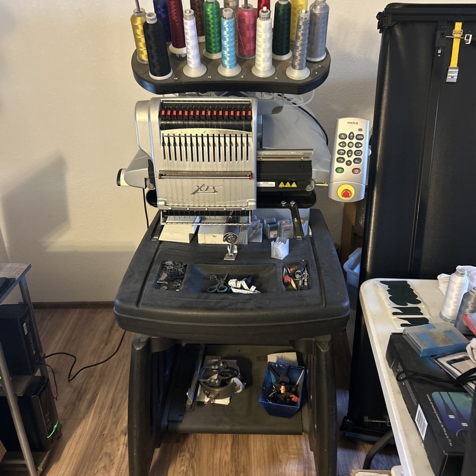 Melco AMAYA XTS Embroidery Machine - 16 Needle, Well maintained, lots ...