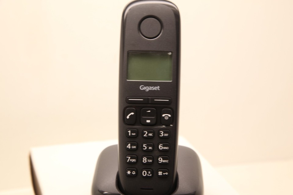 GIGASET - A170 - Cordless Phone - Black - Excellent Condition | eBay UK