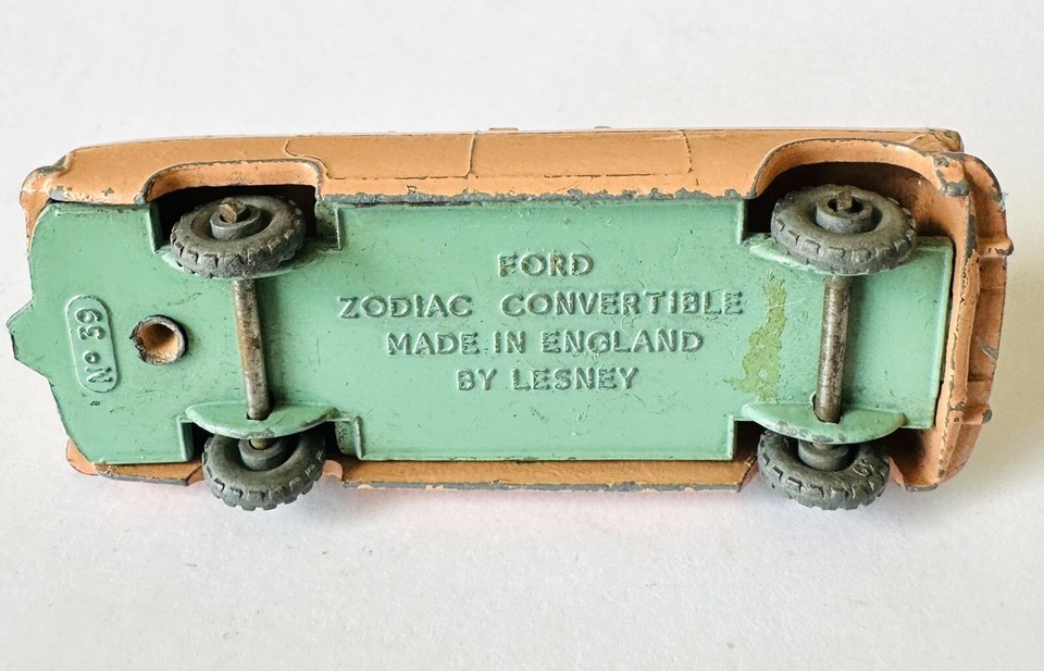 1957 Moko Lesney Matchbox #39 Ford Zodiac Convertible Salmon w Teal ...