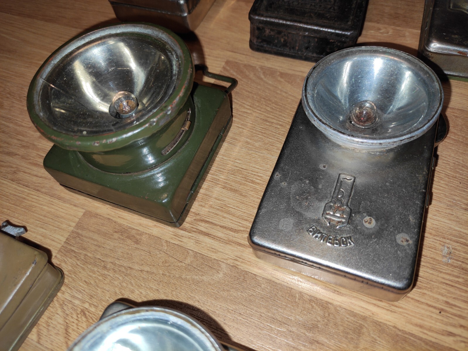 LOT OF 11 VINTAGE POCKET FLASHLIGHT SIGNAL TORCH LIGHT LAMP LANTERN ...